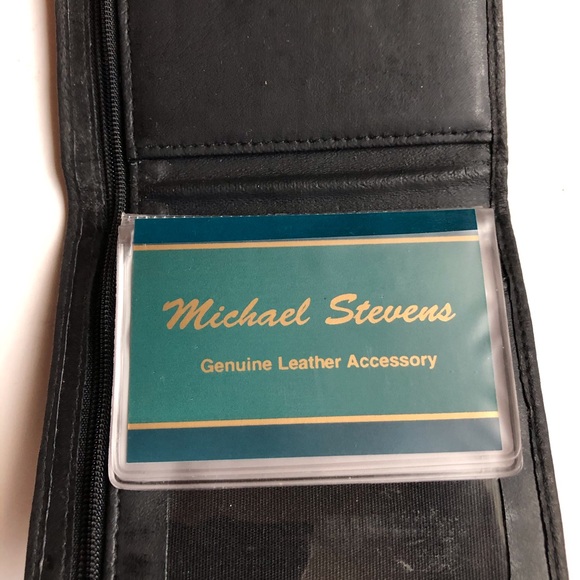 Michael Stevens | Bags | Michael Stevens Leather Crossbody Wallet ...